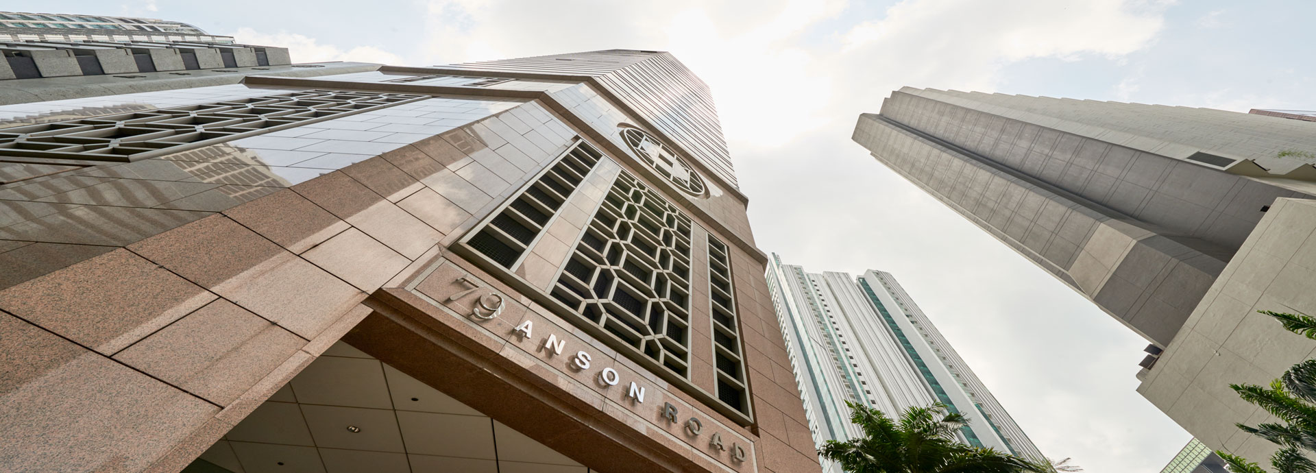 UE BIZHUB TOWER - United Engineers Limited